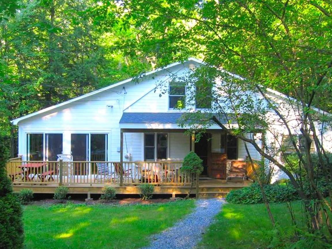House ∙ 3 Bedrooms ∙ 7 Guests - Lenox, MA