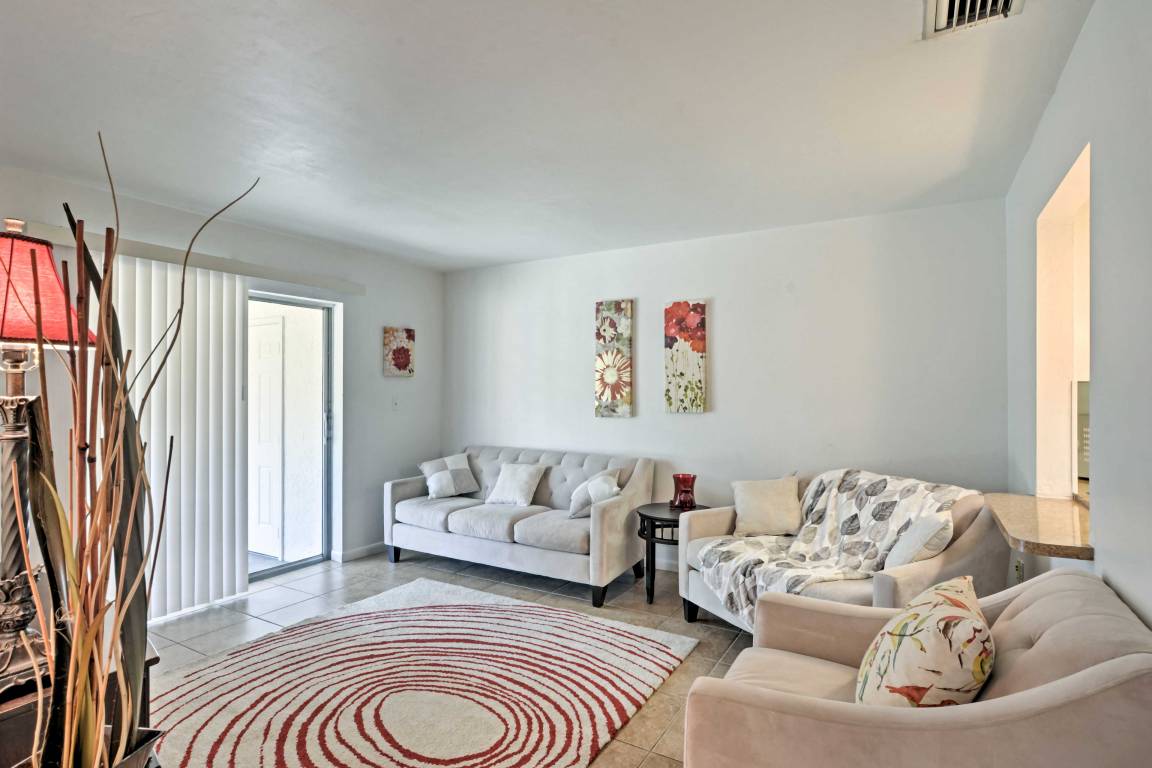 130 M² Ferienhaus ∙ 2 Schlafzimmer ∙ 6 Gäste - Cape Coral, FL