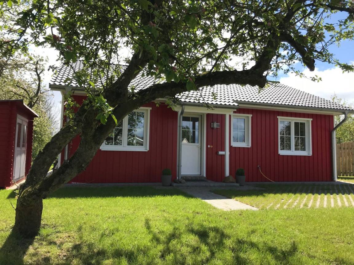75 M² Ferienhaus ∙ 2 Schlafzimmer ∙ 4 Gäste - Ostsee