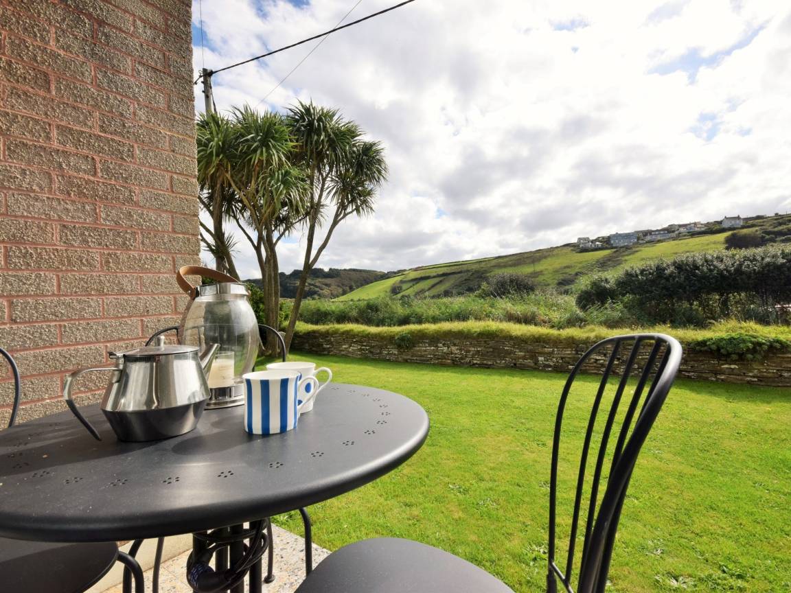 Cottage ∙ 2 Bedrooms ∙ 4 Guests - Saint Merryn