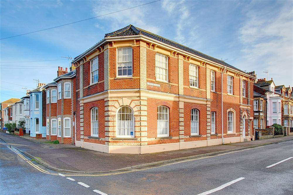 Apartment ∙ 2 Bedrooms ∙ 4 Guests - Dunwich