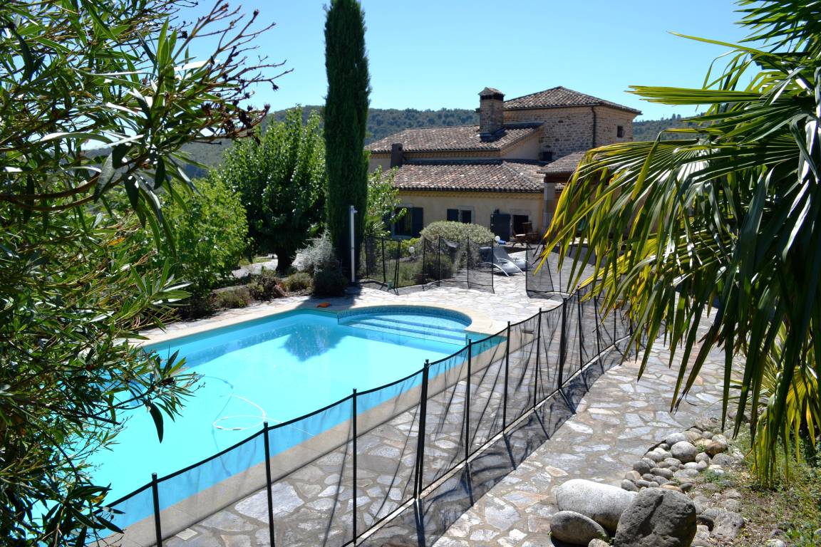 Villa ∙ 8 Habitaciones ∙ 12 Huéspedes - Les Vans