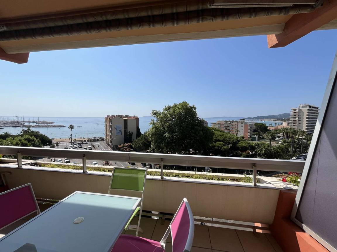 22 M² Studio ∙ 1 Chambre ∙ 2 Personnes - Le Lavandou