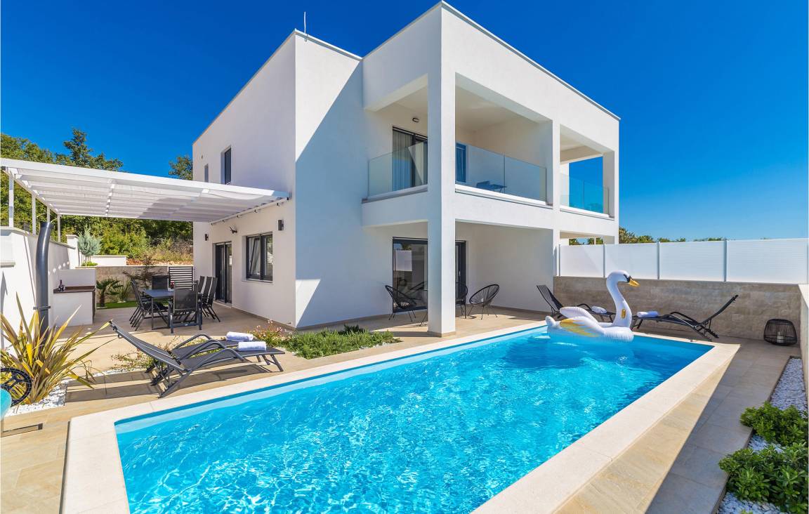 123 M² Maisonette ∙ 3 Bedrooms ∙ 8 Guests - Cres