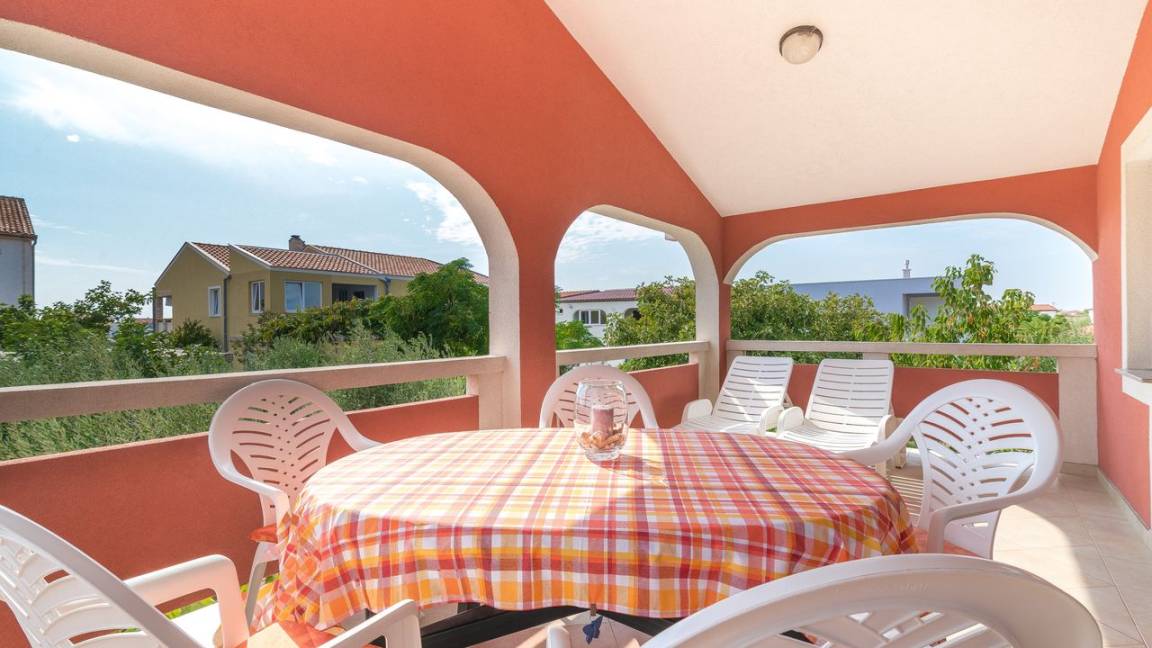 60 M² Apartment ∙ 2 Bedrooms ∙ 5 Guests - Vir