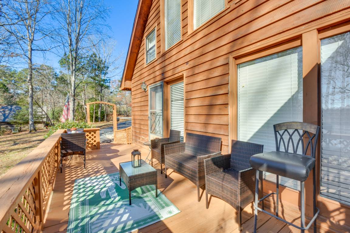 212 M² Cottage ∙ 3 Bedrooms ∙ 8 Guests - Clarkesville, GA