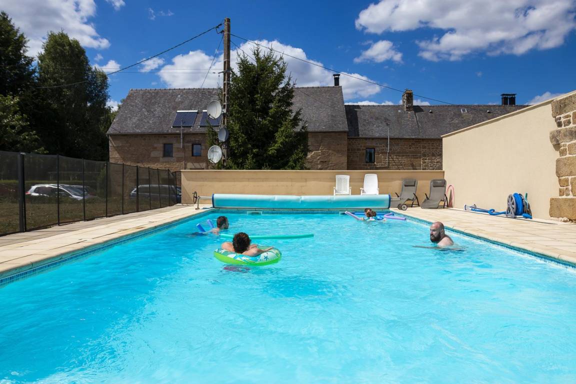 Gîte ∙ 2 Chambres ∙ 4 Personnes - Saint-Hilaire-du-Harcouët