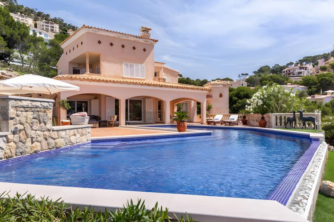 282 M² House ∙ 6 Bedrooms ∙ 8 Guests - Sant Elm