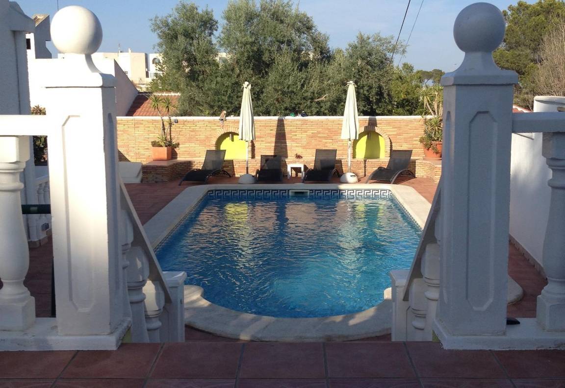 130 M² Villa ∙ 4 Habitaciones ∙ 8 Huéspedes - Pilar de la Horadada