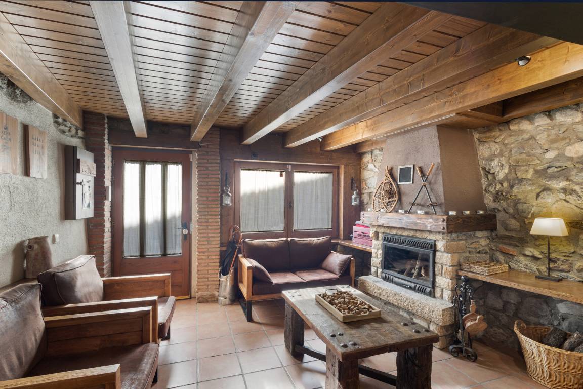 160 M² Finca ∙ 4 Slaapkamers ∙ 8 Gasten - Lles de Cerdanya