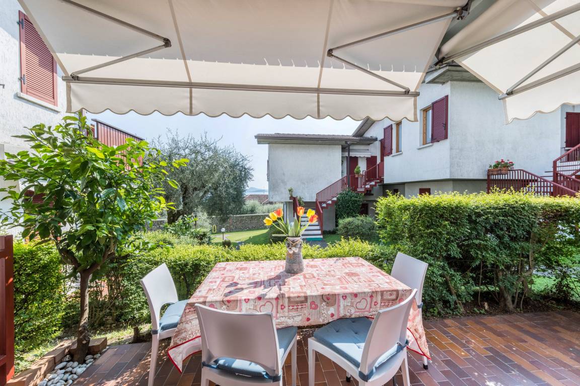 70 M² Apartamento ∙ 2 Habitaciones ∙ 4 Huéspedes - Gardone Riviera