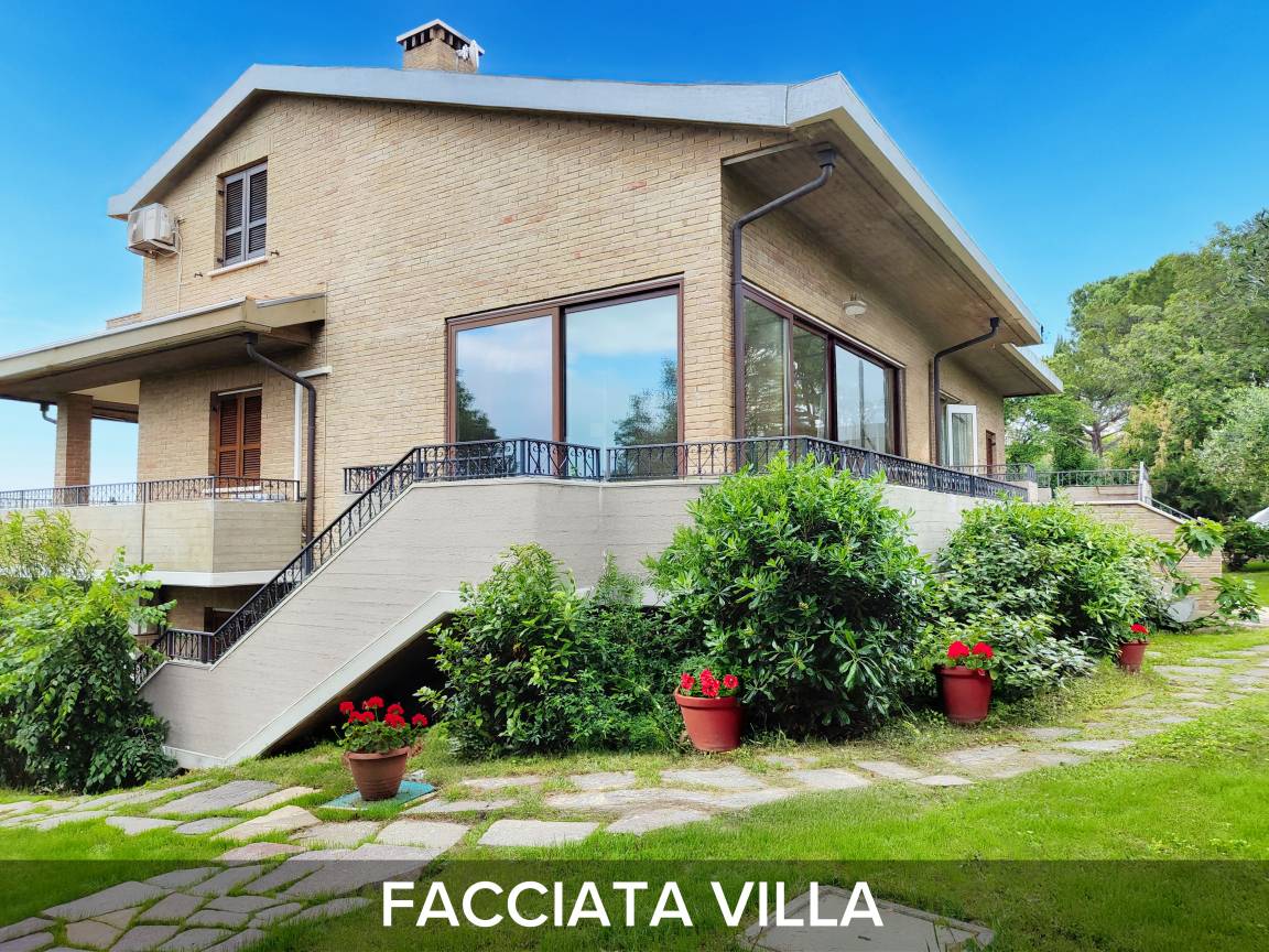 Villa ∙ 5 Bedrooms ∙ 18 Guests - Gradara