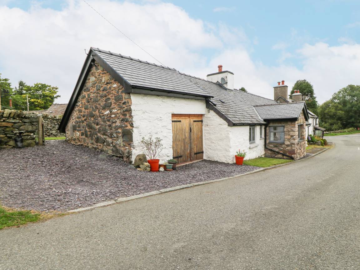 Cottage ∙ 2 Bedrooms ∙ 4 Guests - Snowdonia National Park