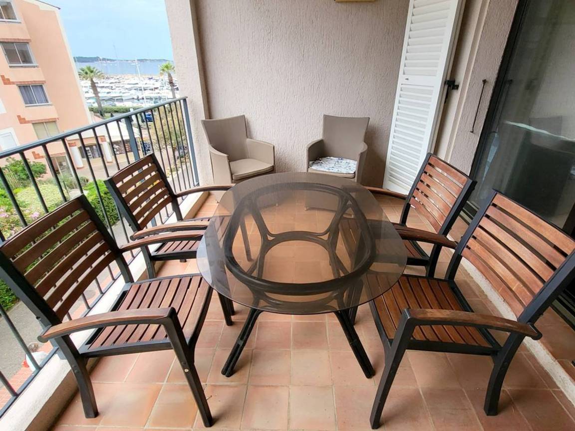 50 M² Ferienwohnung ∙ 1 Schlafzimmer ∙ 5 Gäste - Bandol
