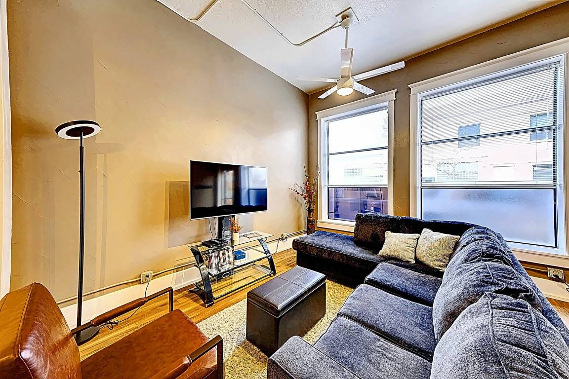 74 M² Apartment ∙ 1 Bedroom ∙ 4 Guests - Sheridan, WY