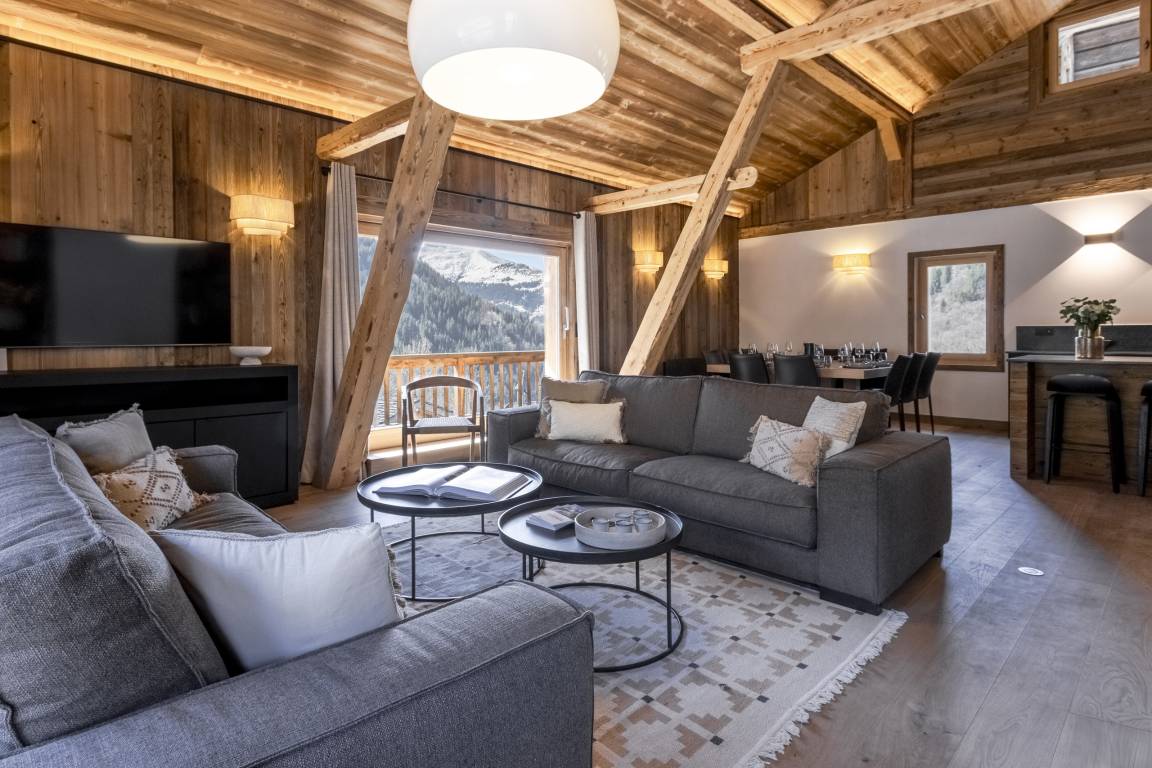 240 M² Chalet ∙ 6 Bedrooms ∙ 12 Guests - Les Houches