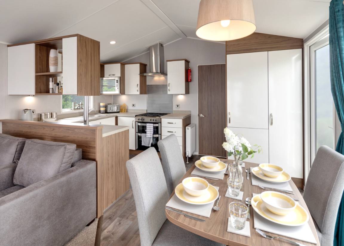 Caravan ∙ 3 Bedrooms ∙ 6 Guests - Devon