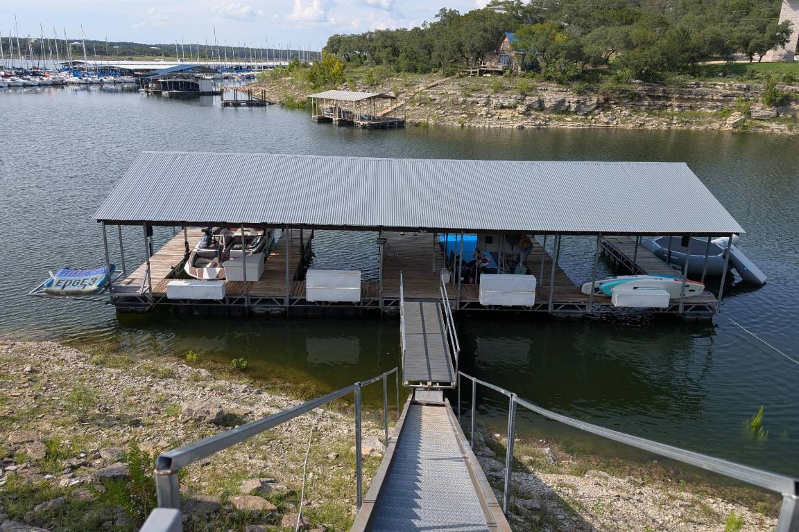 93 M² Cottage ∙ 3 Bedrooms ∙ 9 Guests - Cedar Park, TX