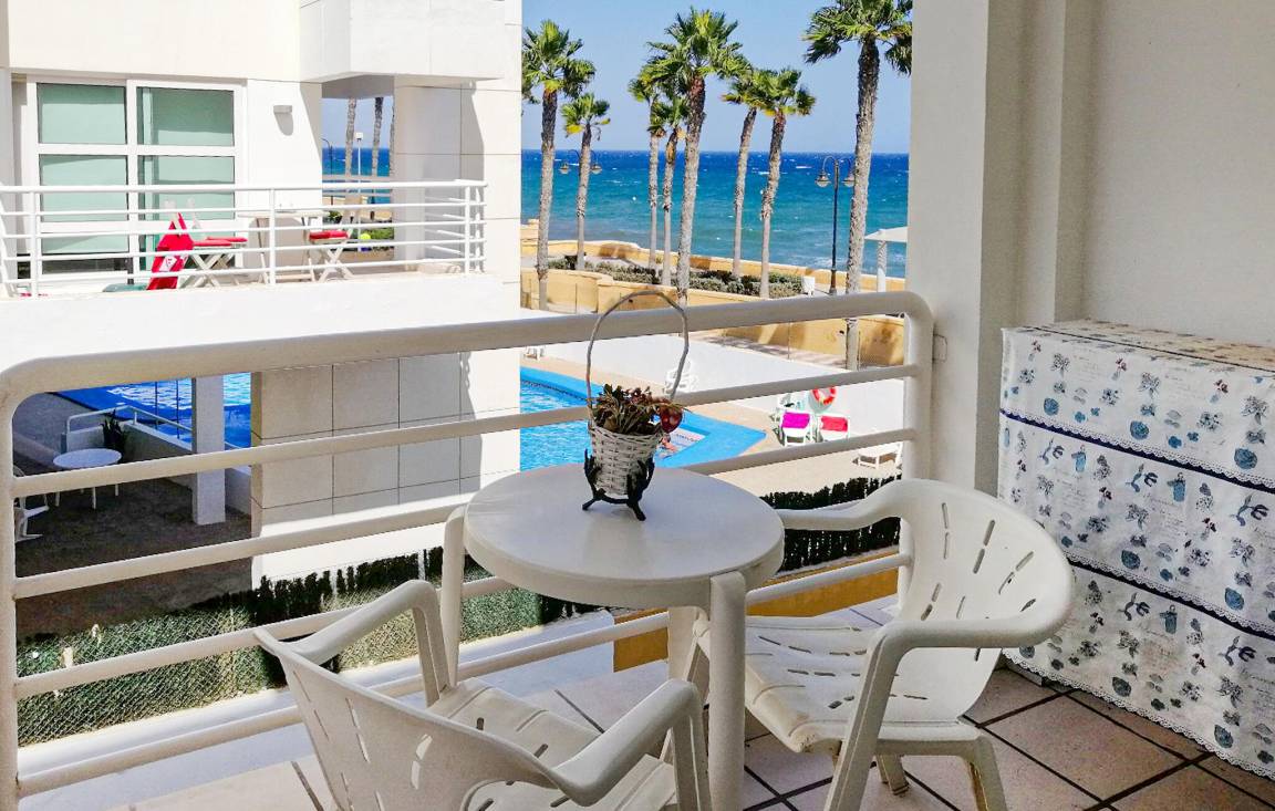 45 M² Apartamento ∙ 1 Habitación ∙ 3 Huéspedes - Roquetas de Mar