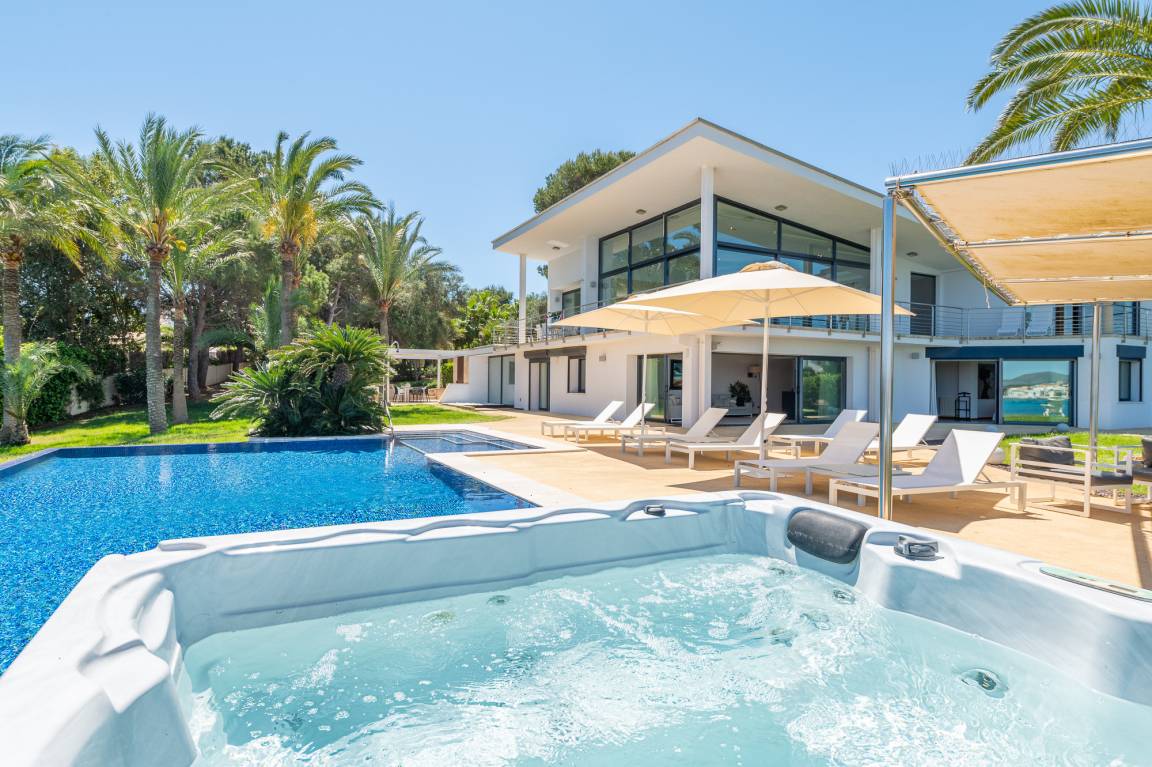 736 M² Villa ∙ 4 Schlafzimmer ∙ 8 Gäste - Portocolom