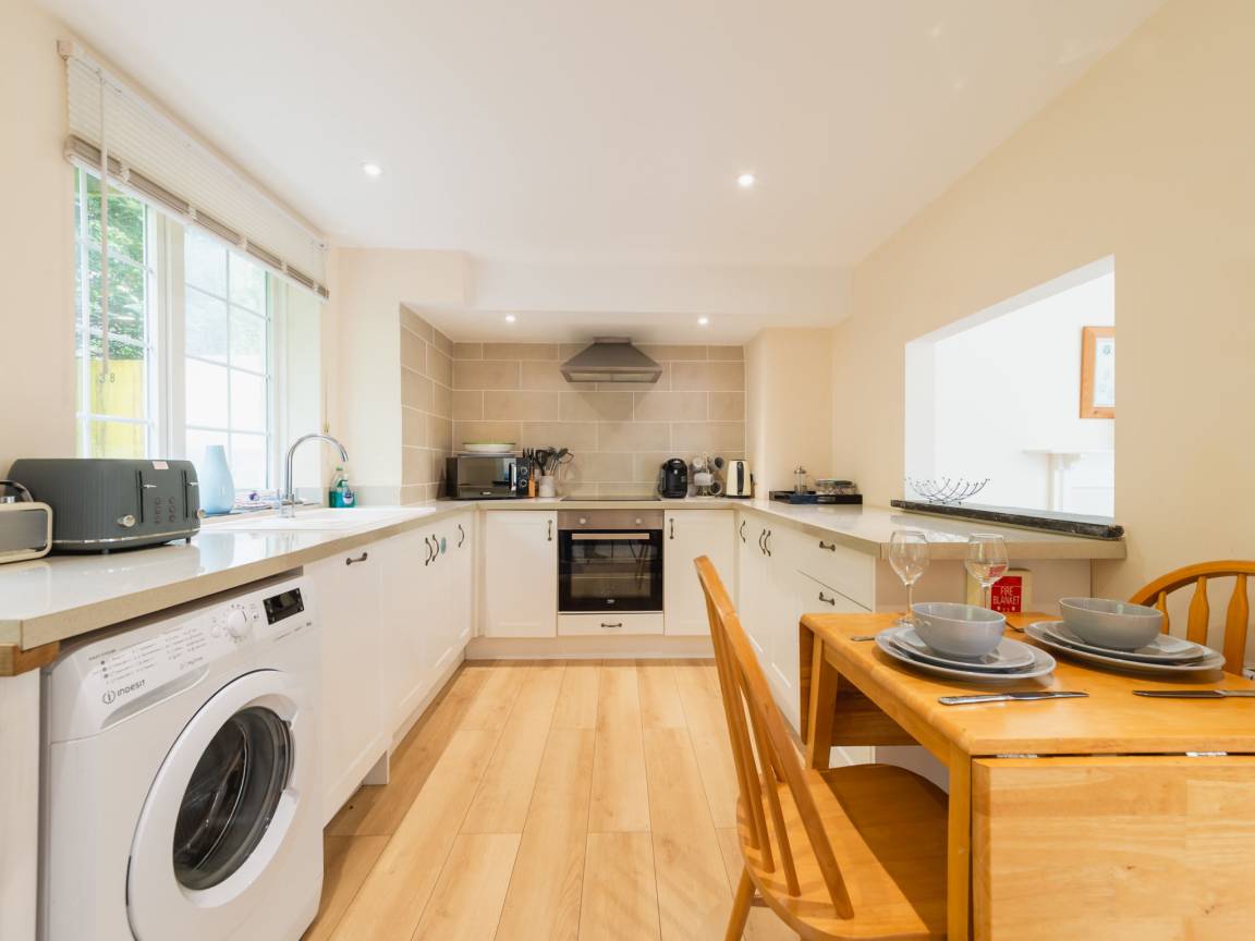House ∙ 2 Bedrooms ∙ 5 Guests - St Austell