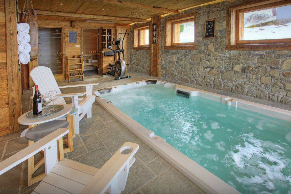 330 M² Chalet ∙ 6 Chambres ∙ 15 Personnes - Manigod