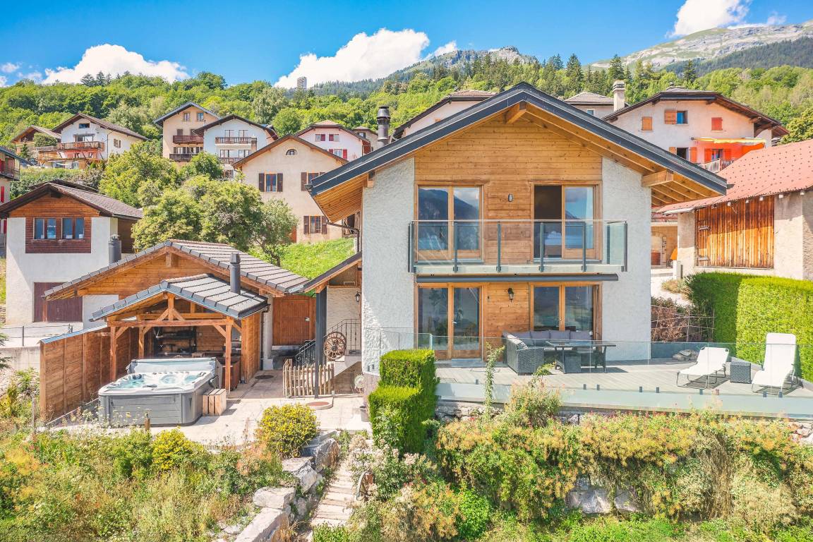 140 M² Chalet ∙ 4 Habitaciones ∙ 8 Huéspedes - Suiza