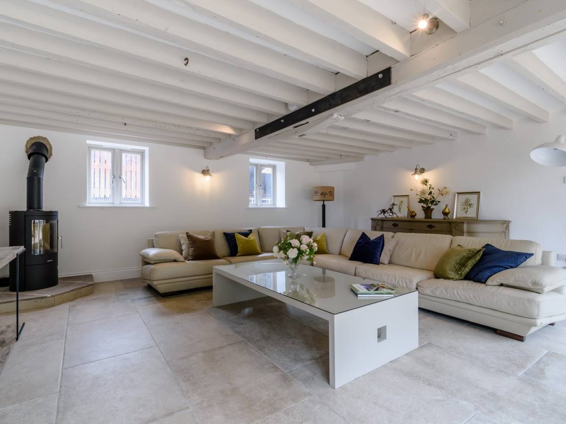 Cottage ∙ 6 Bedrooms ∙ 12 Guests - Lincolnshire
