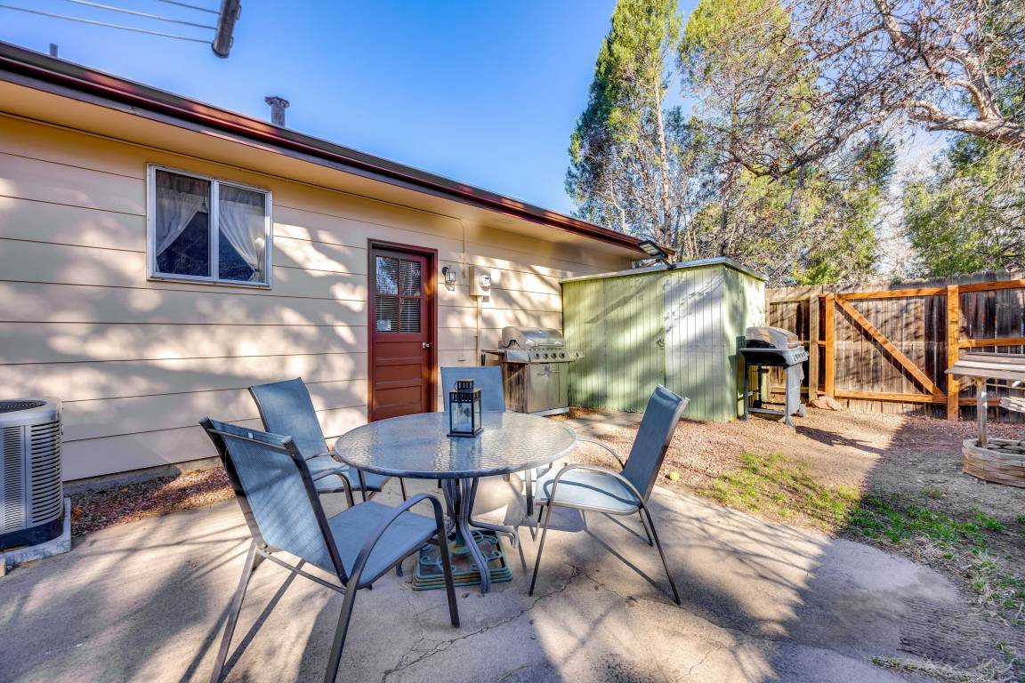 127 M² House ∙ 3 Bedrooms ∙ 6 Guests - Colorado Springs