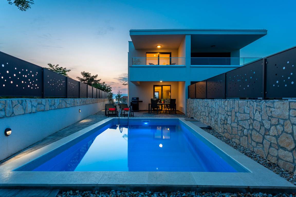 130 M² Villa ∙ 3 Schlafzimmer ∙ 6 Gäste - Malinska