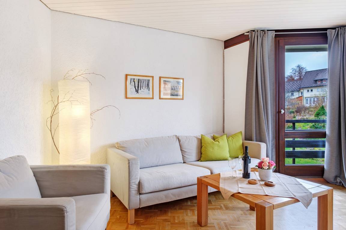 65 M² Ferienwohnung ∙ 2 Schlafzimmer ∙ 4 Gäste - Bernau im Schwarzwald
