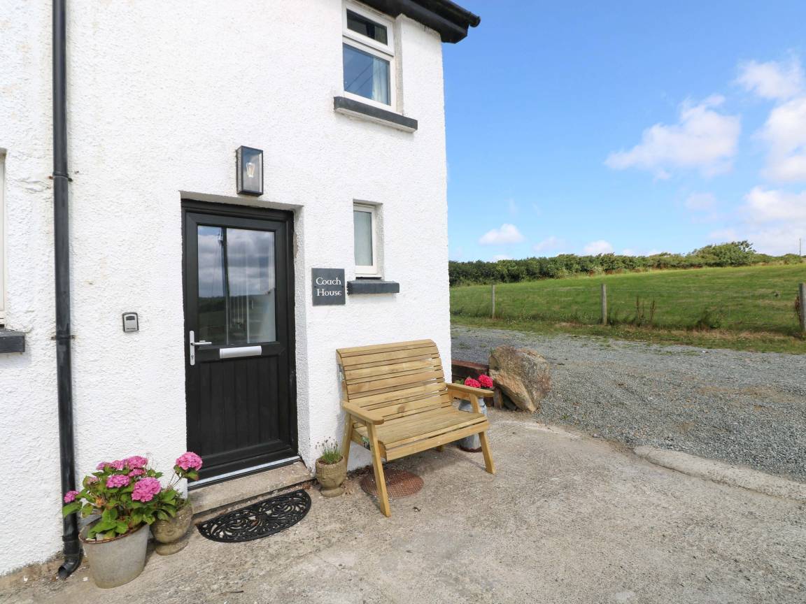 Cottage ∙ 2 Bedrooms ∙ 4 Guests - Little Haven