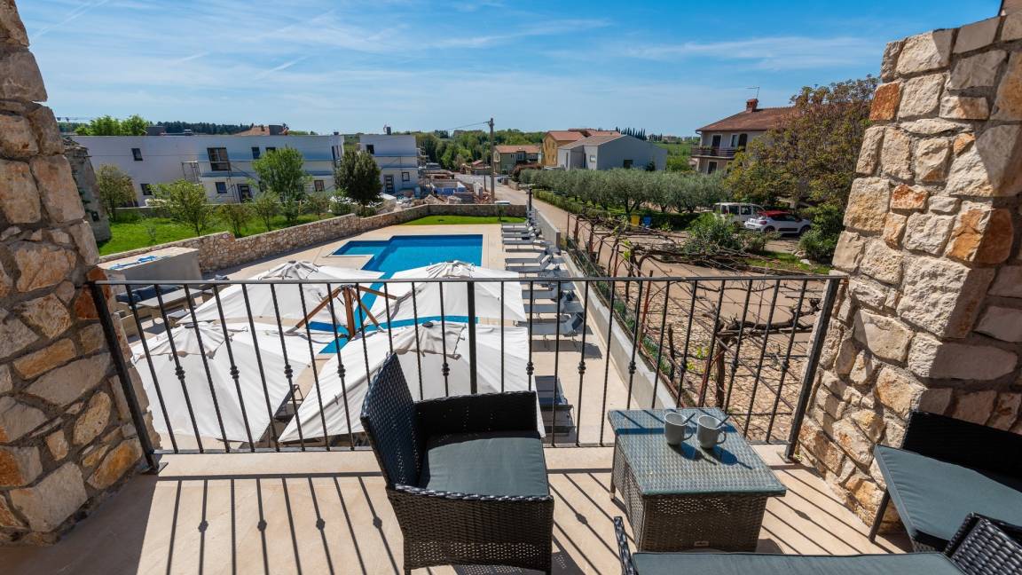 85 M² Appartement ∙ 3 Slaapkamers ∙ 8 Gasten - Novigrad