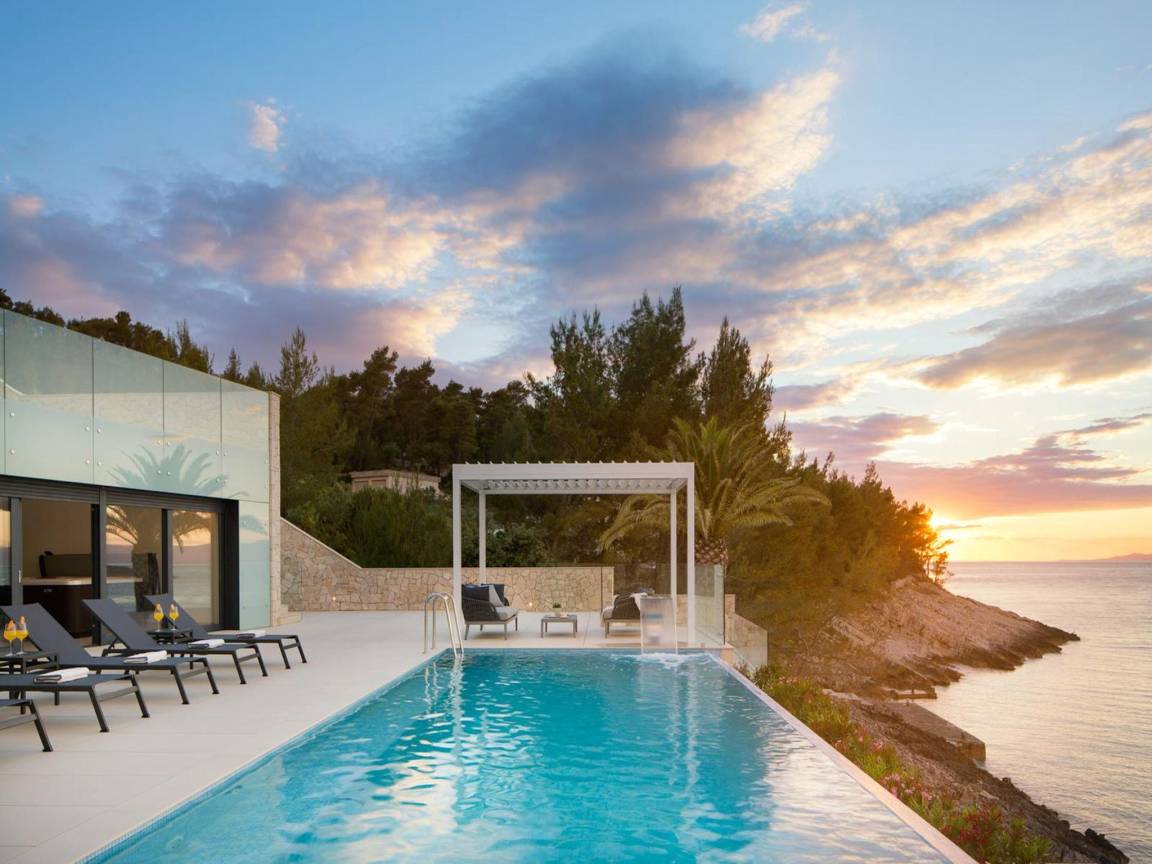 300 M² Villa ∙ 4 Schlafzimmer ∙ 8 Gäste - Smokvica
