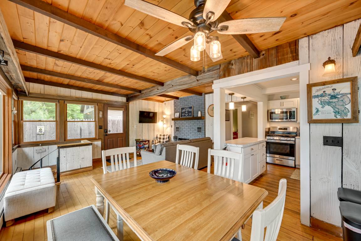 102 M² House ∙ 2 Bedrooms ∙ 6 Guests - Brignole Vineyards, East Granby