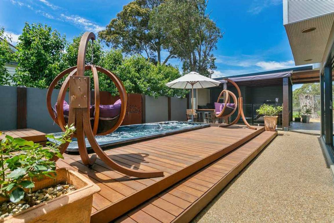 House ∙ 4 Bedrooms ∙ 10 Guests - Mornington