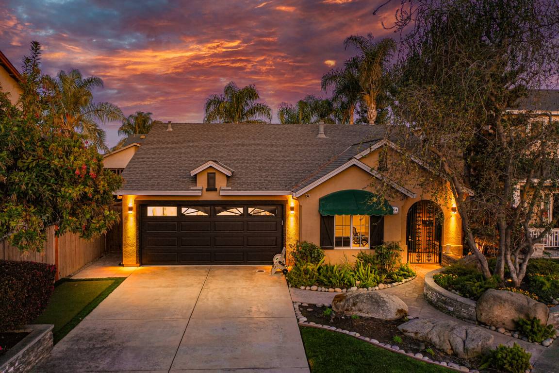 121 M² House ∙ 3 Bedrooms ∙ 5 Guests - Turlock, CA