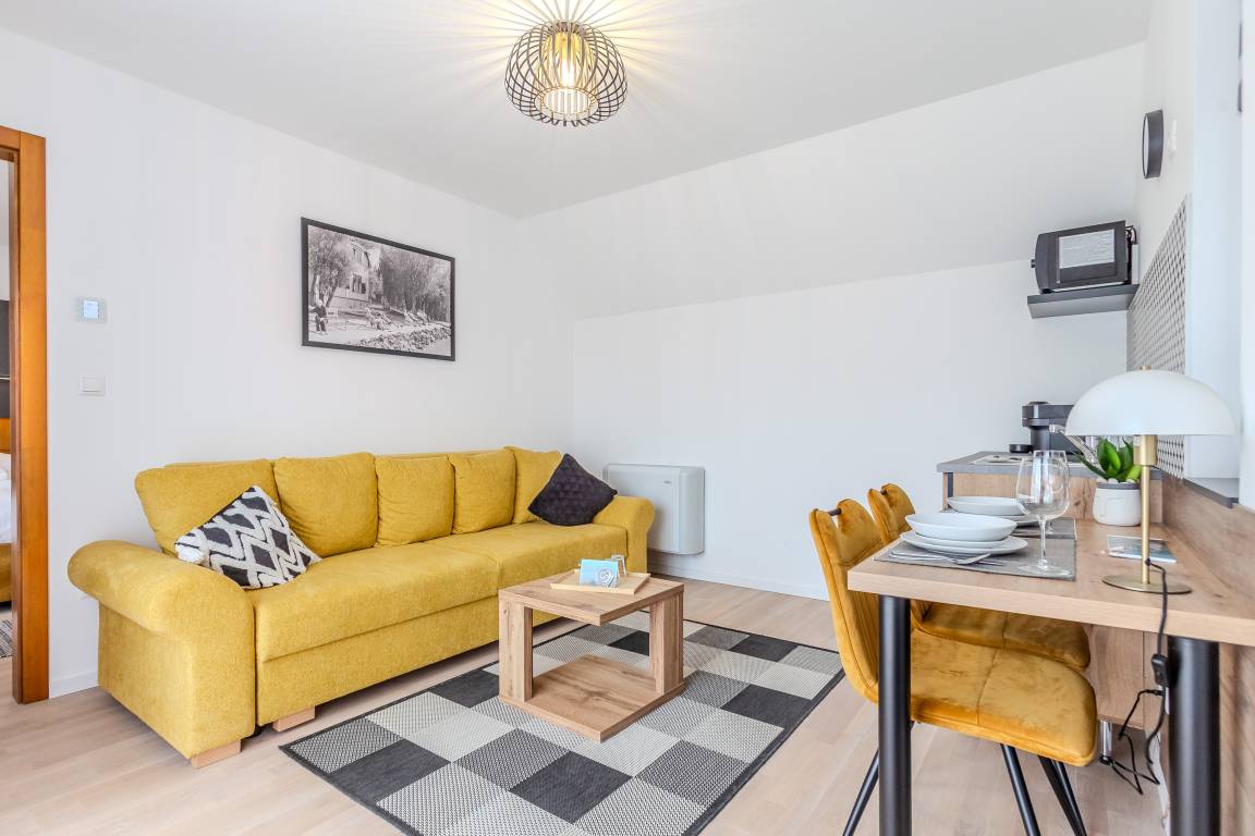 30 M² Ferienwohnung ∙ 1 Schlafzimmer ∙ 4 Gäste - Balatonboglár