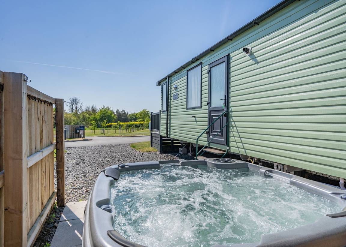 Caravan ∙ 3 Bedrooms ∙ 8 Guests - Northumberland