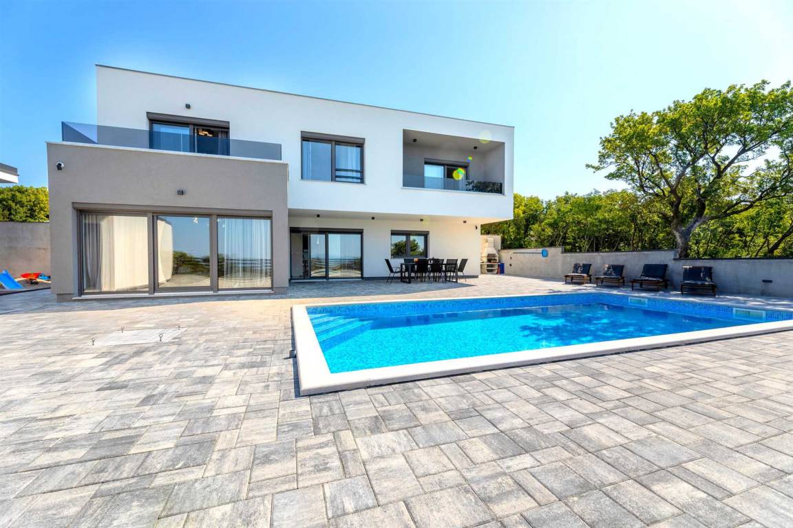 170 M² Villa ∙ 3 Bedrooms ∙ 8 Guests - Bakar