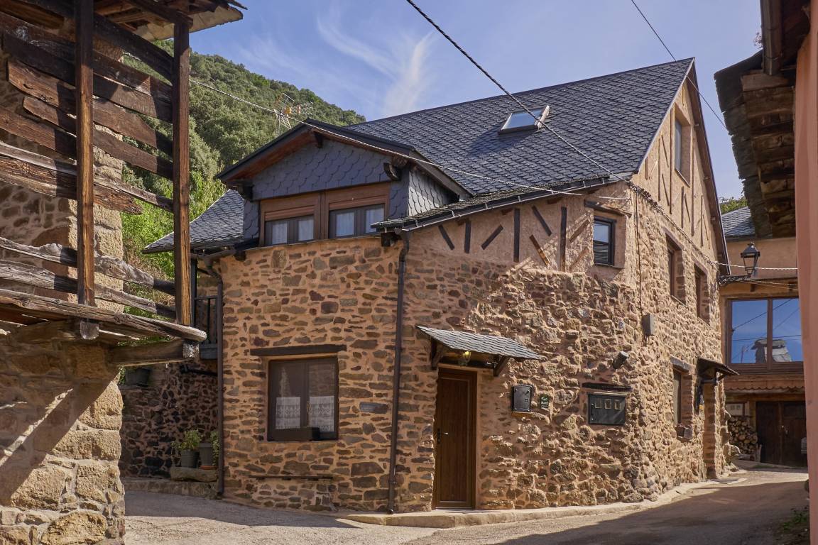 24 M² Casa ∙ 1 Habitación ∙ 2 Huéspedes - Bembibre