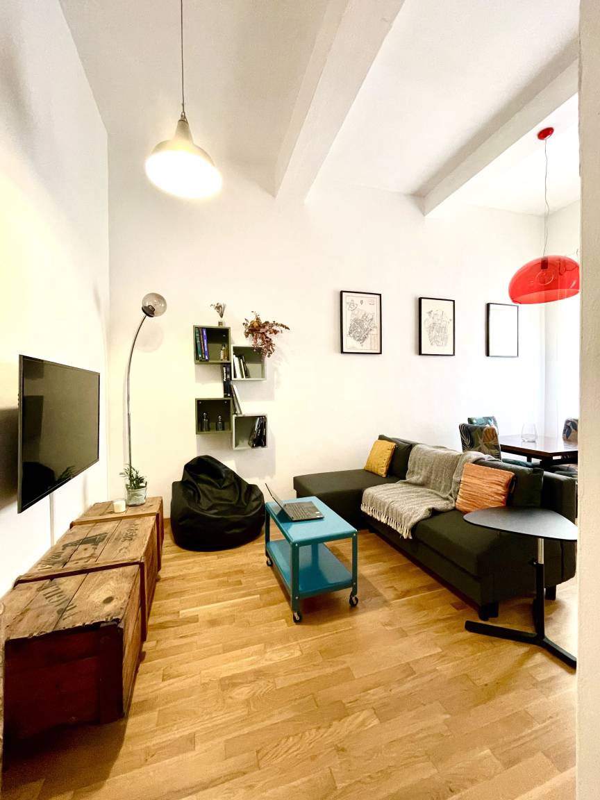 70 M² Apartamento ∙ 1 Habitación ∙ 6 Huéspedes - Módena