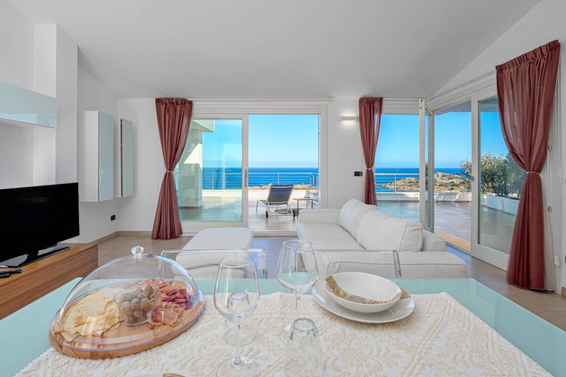 100 M² Appartamento Vacanza ∙ 2 Camere Da Letto ∙ 4 Ospiti - Golfo Aranci