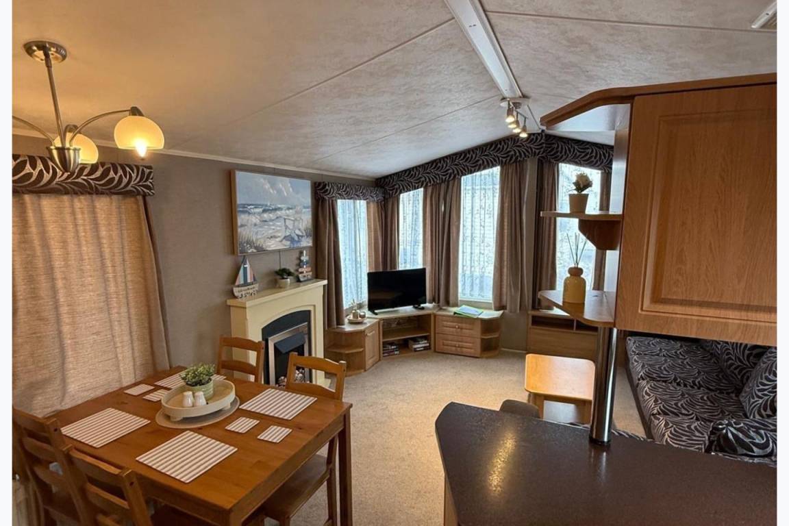 55 M² Cabin ∙ 2 Bedrooms ∙ 6 Guests - North Wales