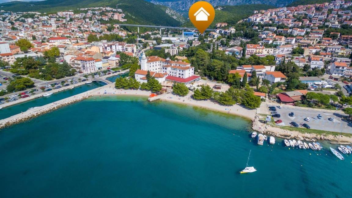 75 M² Apartment ∙ 2 Bedrooms ∙ 5 Guests - Crikvenica