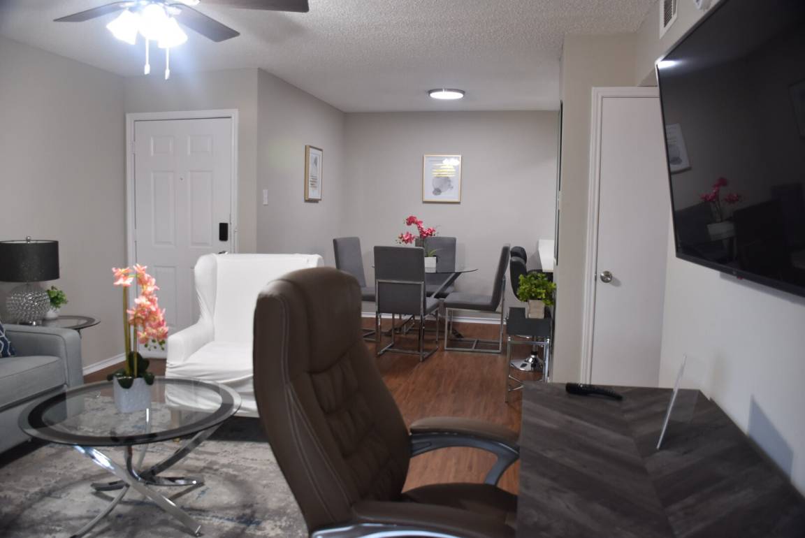 67 M² Apartment ∙ 1 Bedroom ∙ 2 Guests - Irving, TX