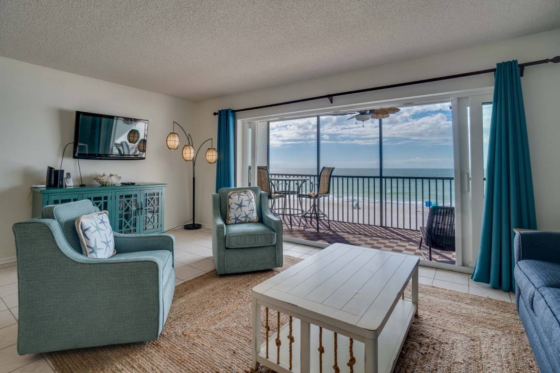 104 M² Condo ∙ 2 Bedrooms ∙ 6 Guests - Bradenton Beach, FL