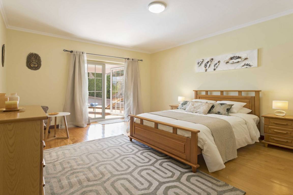 Villa ∙ 5 Bedrooms ∙ 14 Guests - Funchal