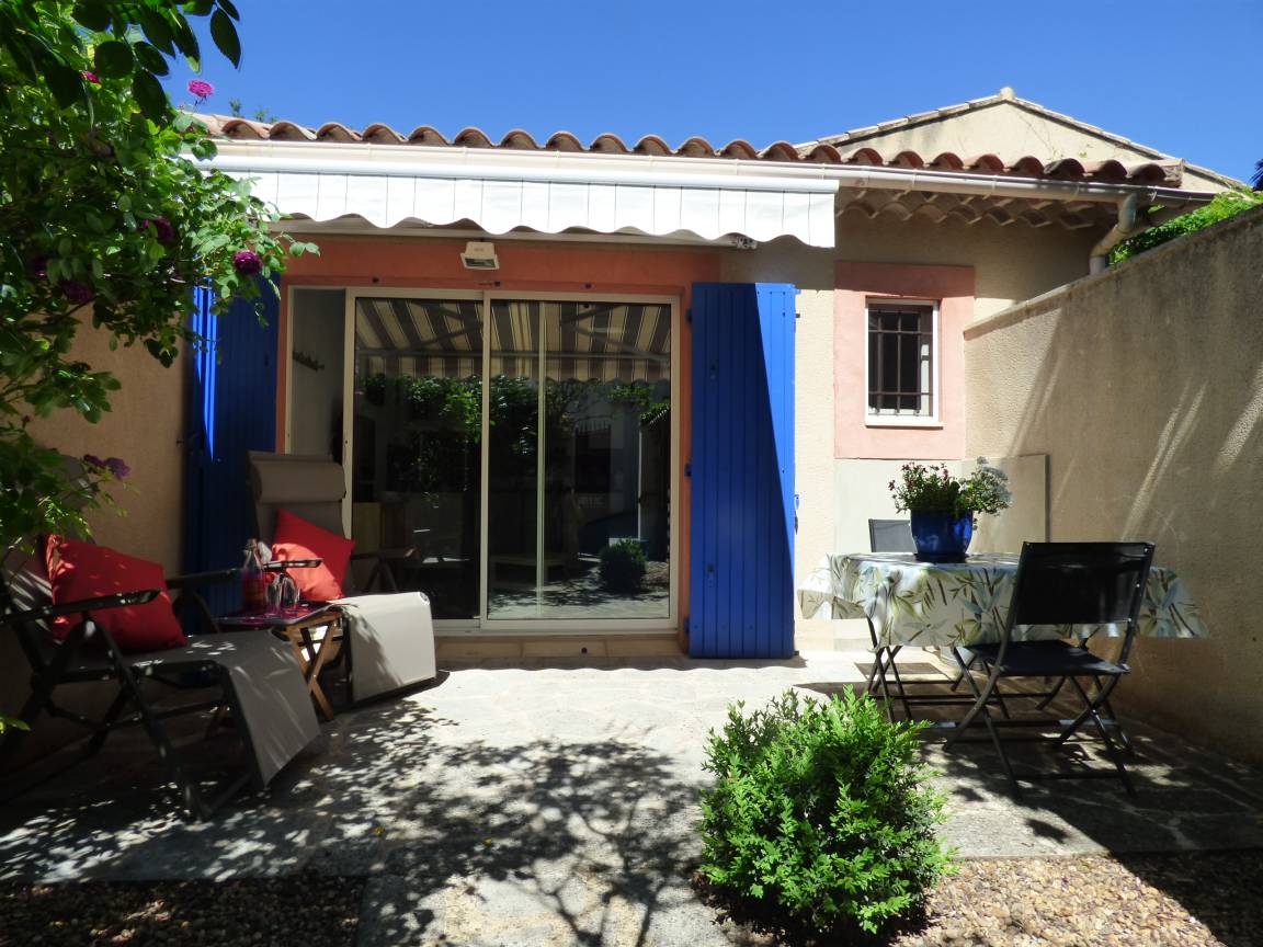 27 M² Gîte ∙ 1 Chambre ∙ 2 Personnes - Bédoin