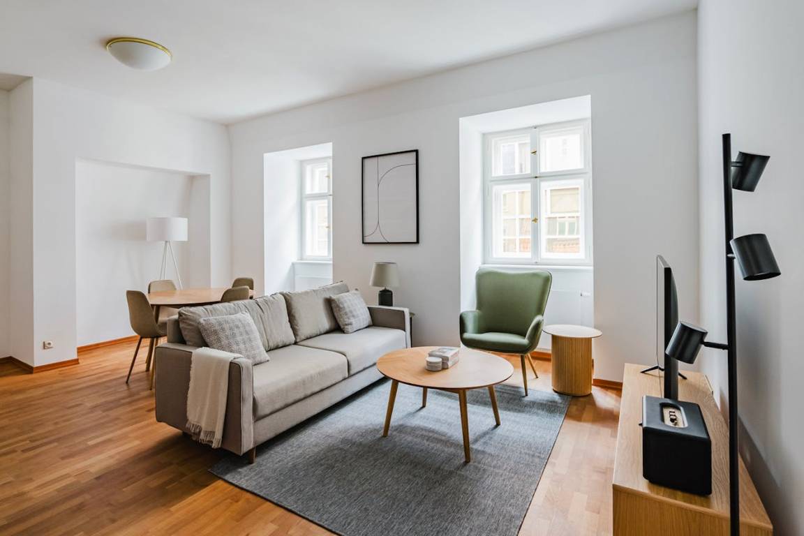 101 M² Appartement ∙ 2 Slaapkamers ∙ 4 Gasten - Praag